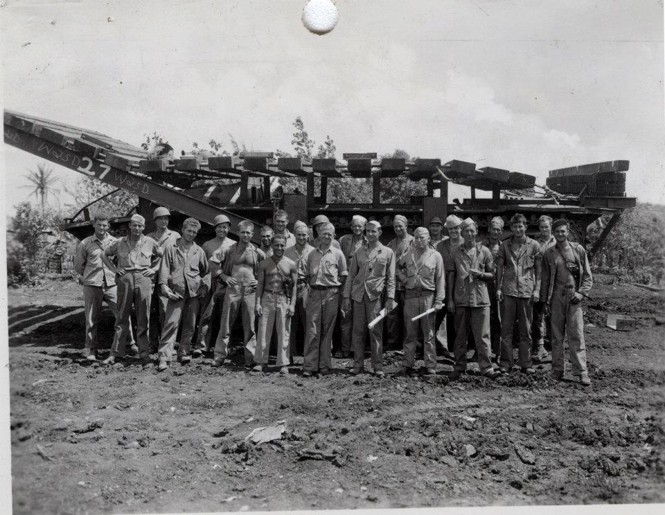 121st Battalion members with LVT.
