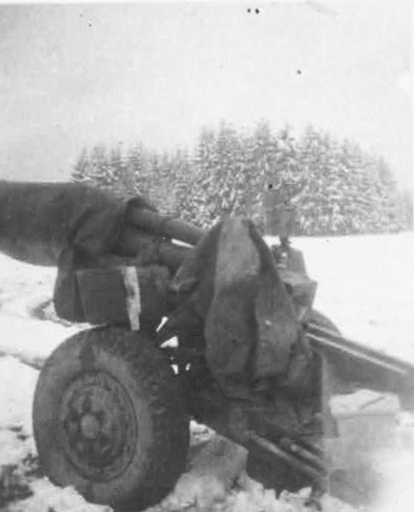 Hilbert Margol- gun crew