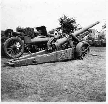 Towed 150 mm gun